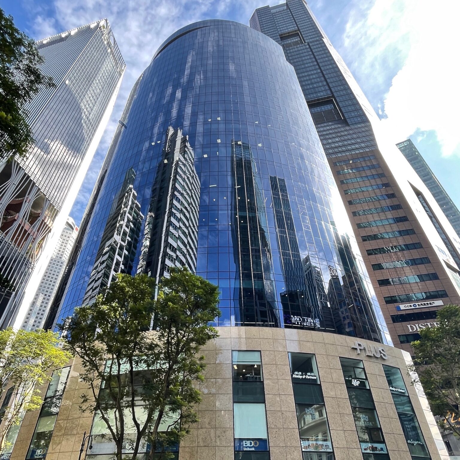 PLUS Building – OfficeXplorer